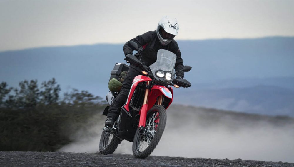 Touring Sepeda Motor, Menjelajahi Keindahan Alam di Pulau Bali