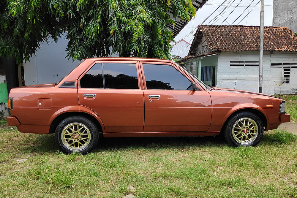 Toyota Corolla DX - SEVA