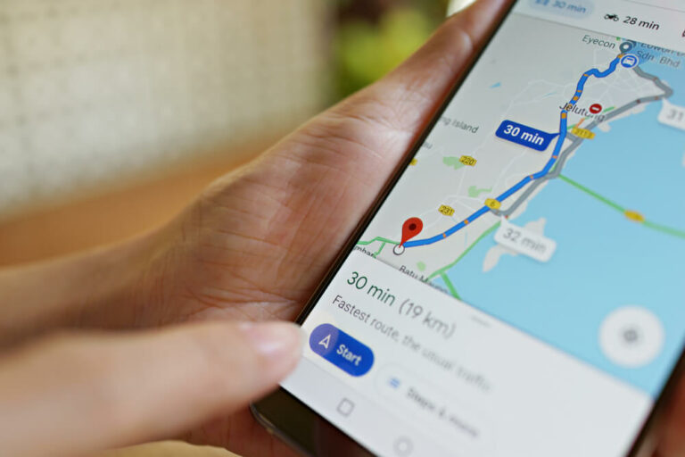 Cara Mengetahui Pom Bensin Terdekat Menggunakan Google Maps dan Waze
