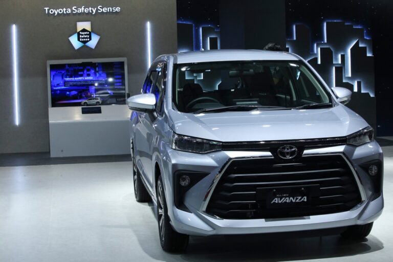 Fitur Unik New Avanza yang Bikin Kamu Betah Naik Mobil Seharian