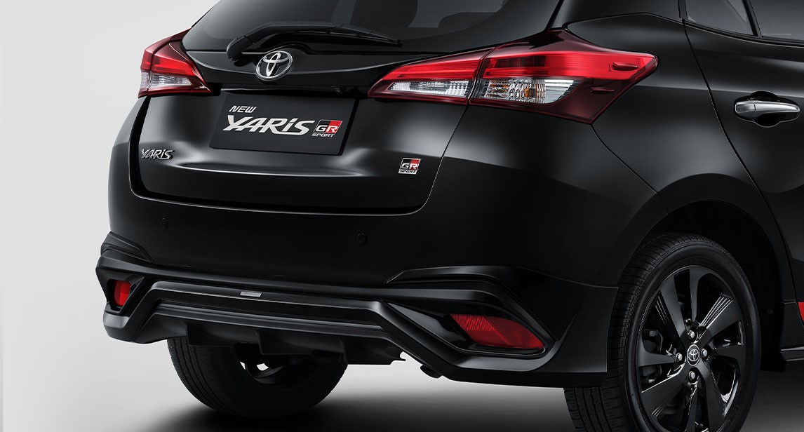 Keunggulan Fitur Rear Parking Sensors pada Toyota New Yaris