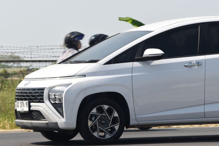 Hyundai Stargazer Taklukkan Tantangan dengan Upgrade Mesin yang Tepat